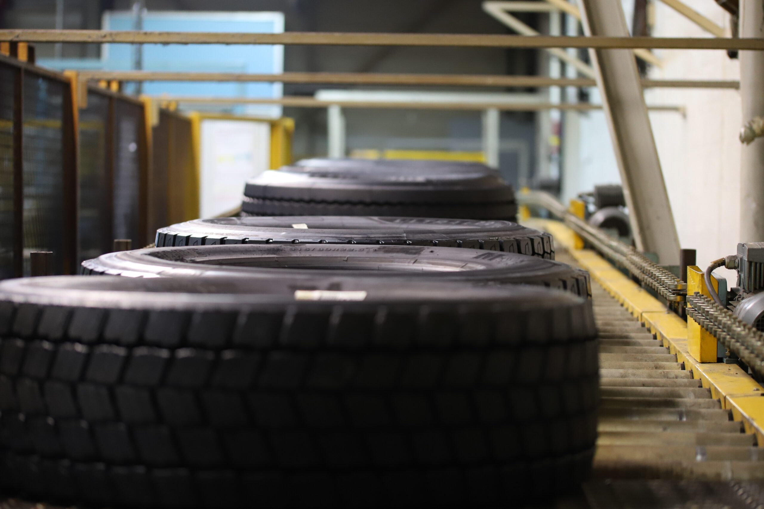 Pneuhage Continuing to Partner with Michelin on Tyre Retreading ...